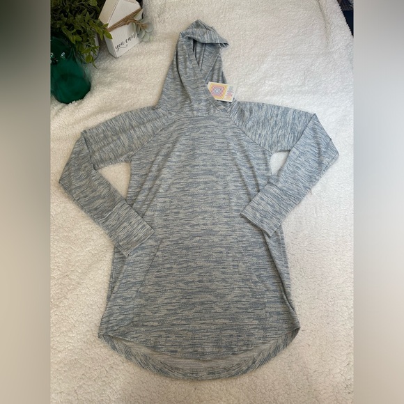 LuLaRoe | Tops | Lularoe Amber Size Xs | Poshmark